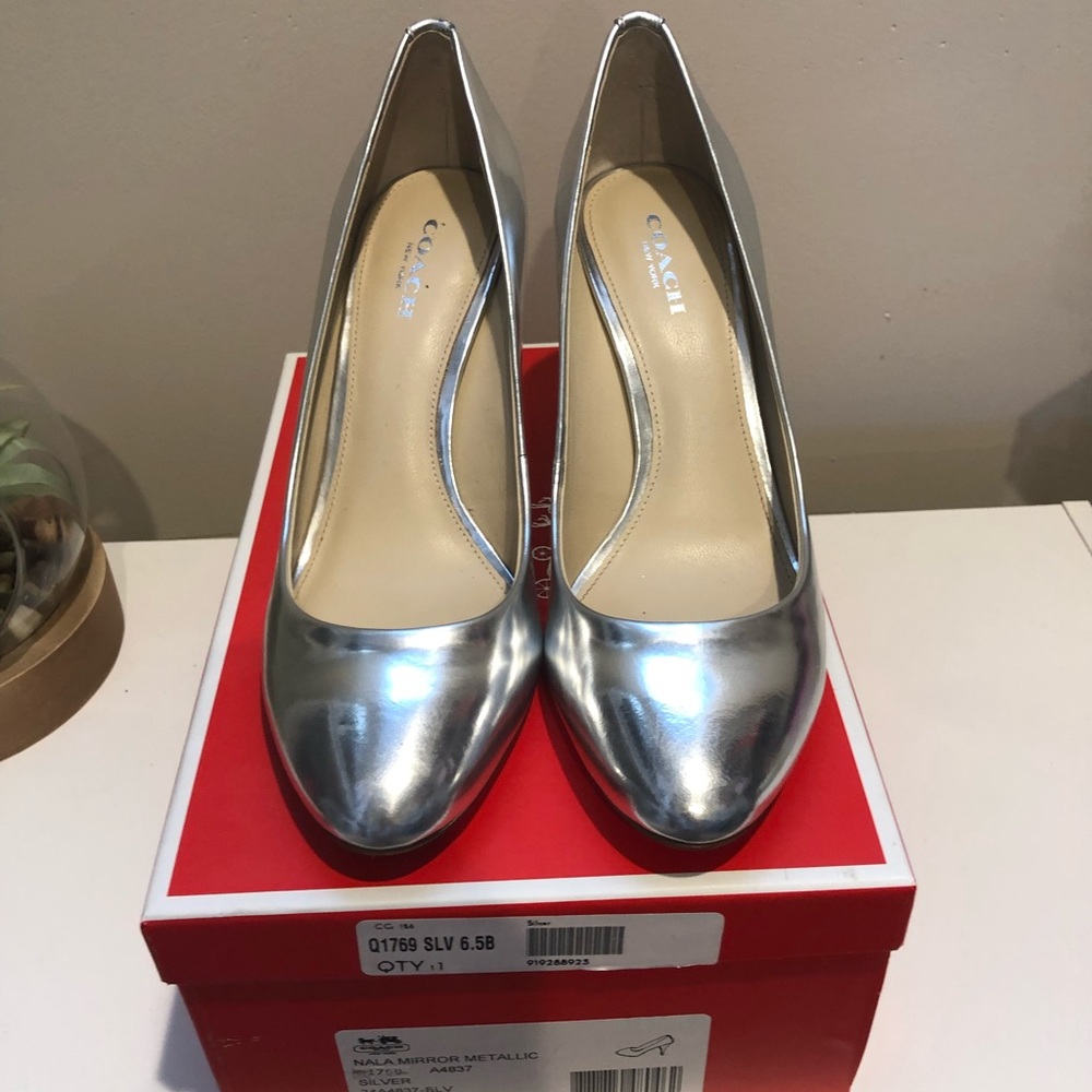 Coach Nala Mirror Metallic Silver Pumps - Gem